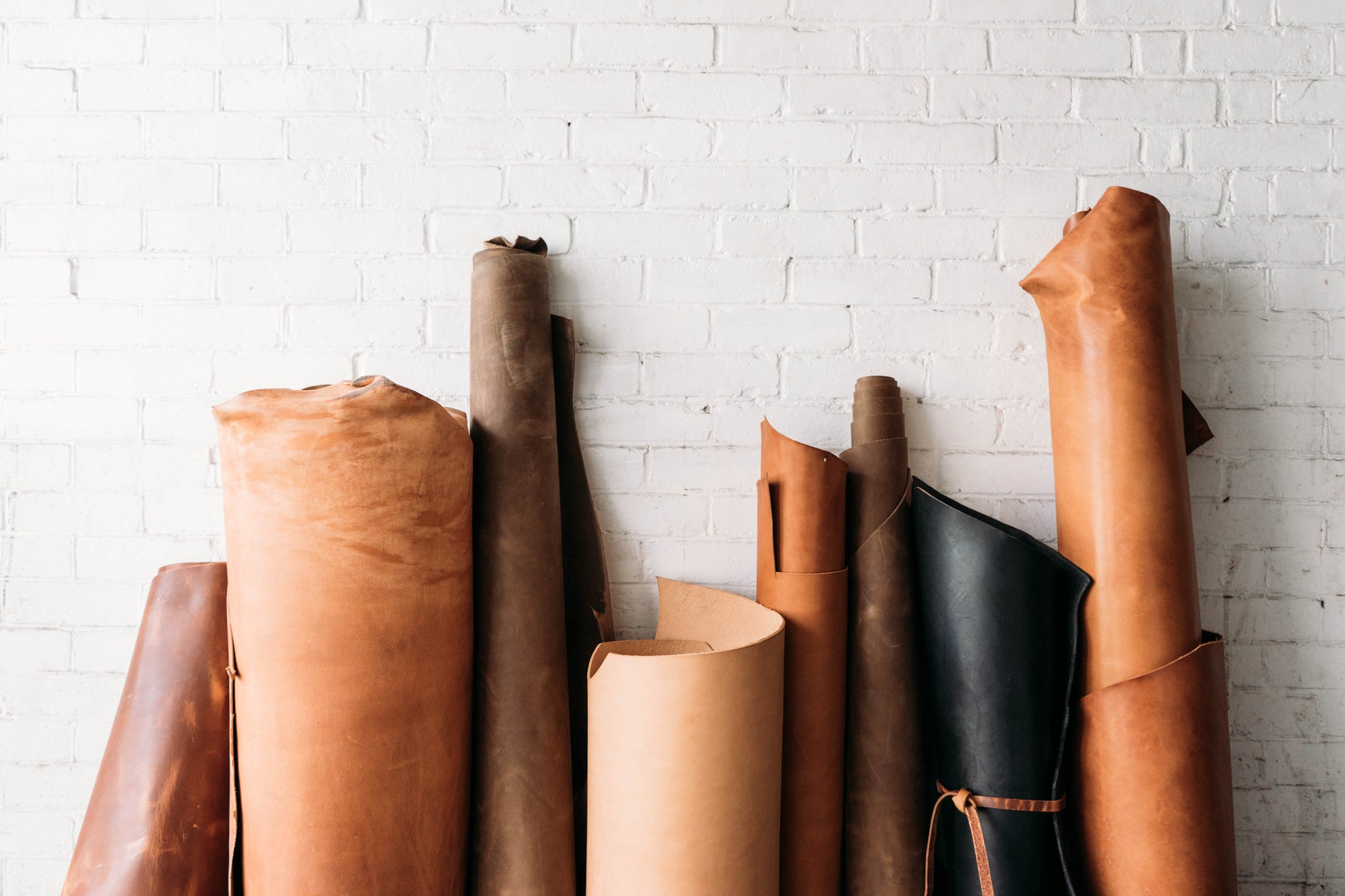 How to Choose the Best Type of Leather | Leather Comparison– Stock and ...
